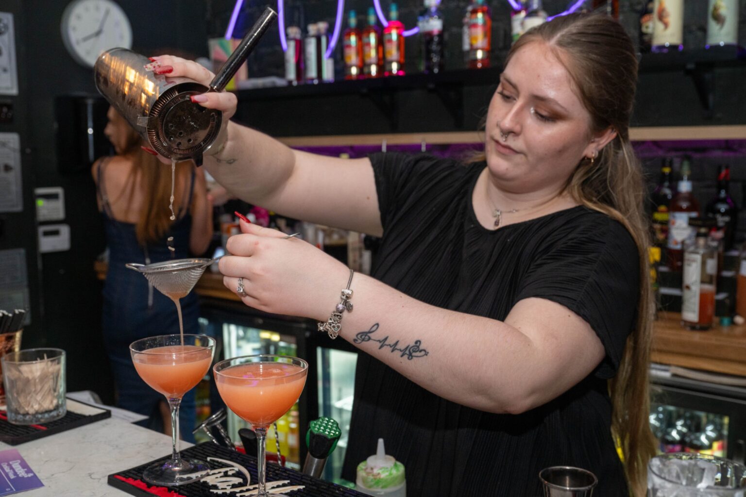Best 14 photos as Dundee cocktail week 2025 launches at Temple Lane ...