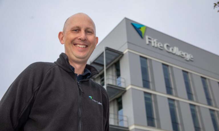 Fife school holidays 2025 - with printer-friendly calendars