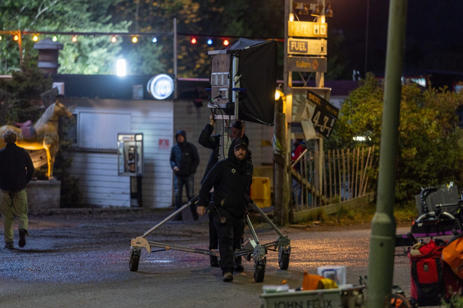 Bella Ramsey & Daisy Haggard shoot scenes for Maya in Inchture