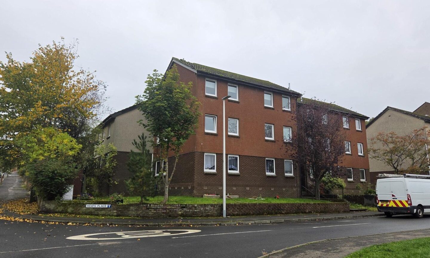 Man and woman found dead in Dundee flat as police launch probe