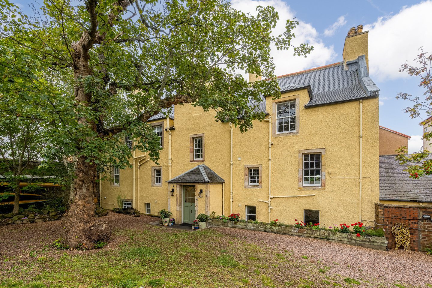 Historic Dysart home to four famous Scottish artists goes on sale