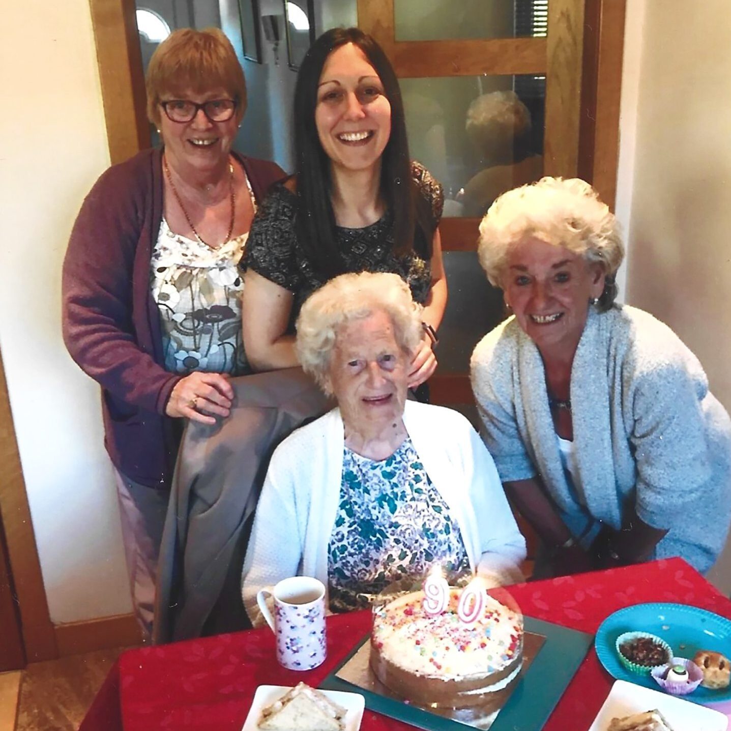 Invergowrie family tribute to DC Thomson colourist Rona Anderson