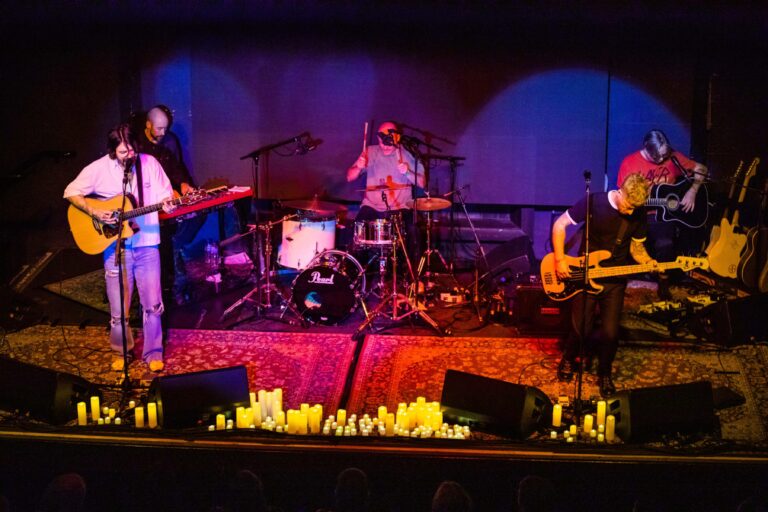 Biffy Clyro Fat Sams Dundee acoustic set draws crowd