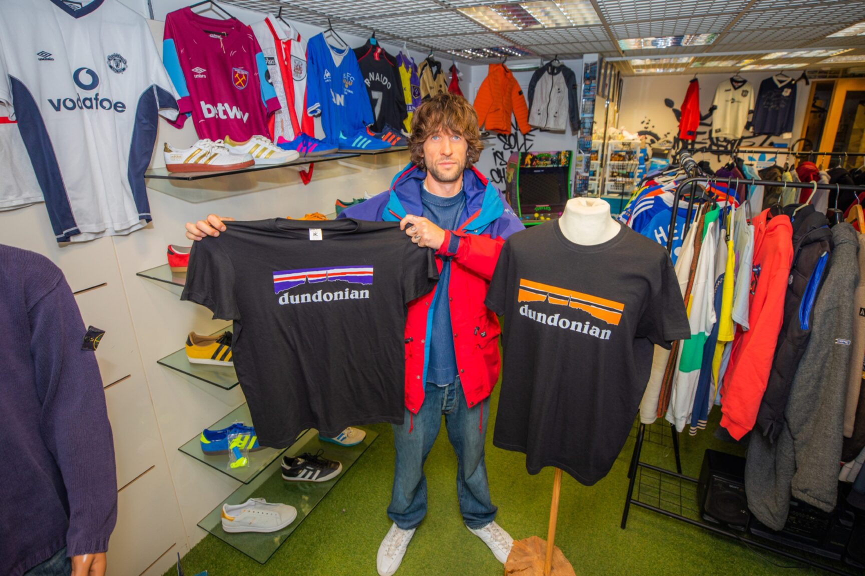 Dundee Sole releases football club T-shirts for anti-knife campaign