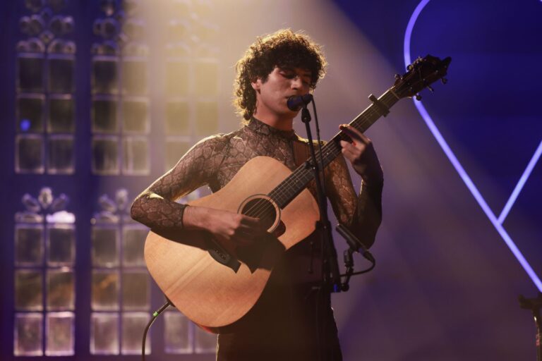 Jacob Alon: Fife star named BBC Introducing Artist of the Year