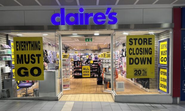 Perth Claire's Accessories closing this weekend