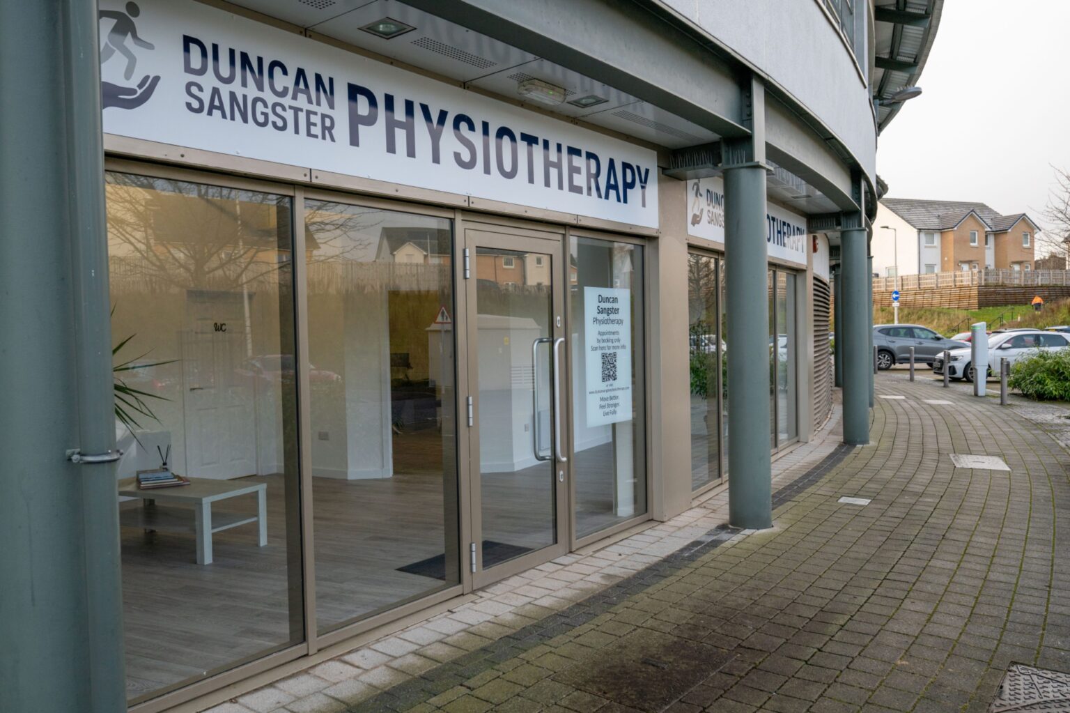 Physiotherapist Duncan Sangster opens new Dundee clinic