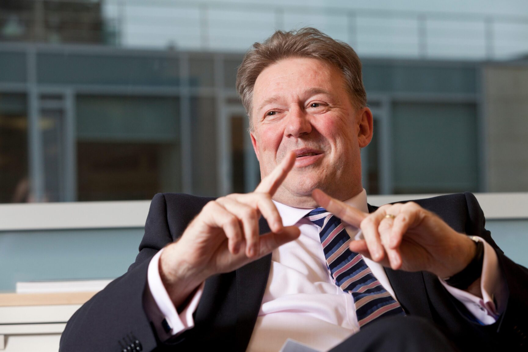 Meet the three candidates for crucial Dundee University court job