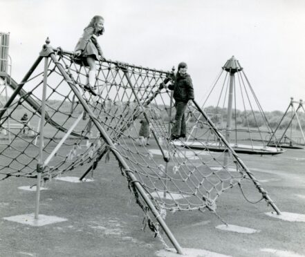 Discover Monifieth in the 1970s with archive photos of Angus town