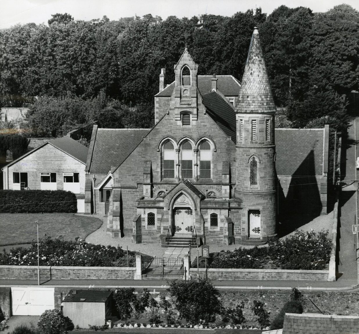 Discover Monifieth in the 1970s with archive photos of Angus town