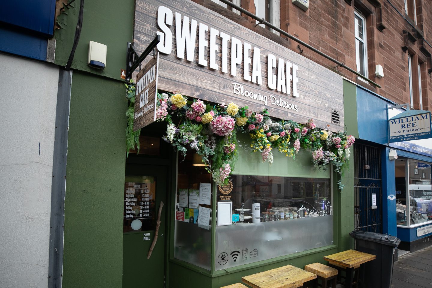 Sweetpea founder thanks Dundee NICU 'superheroes'