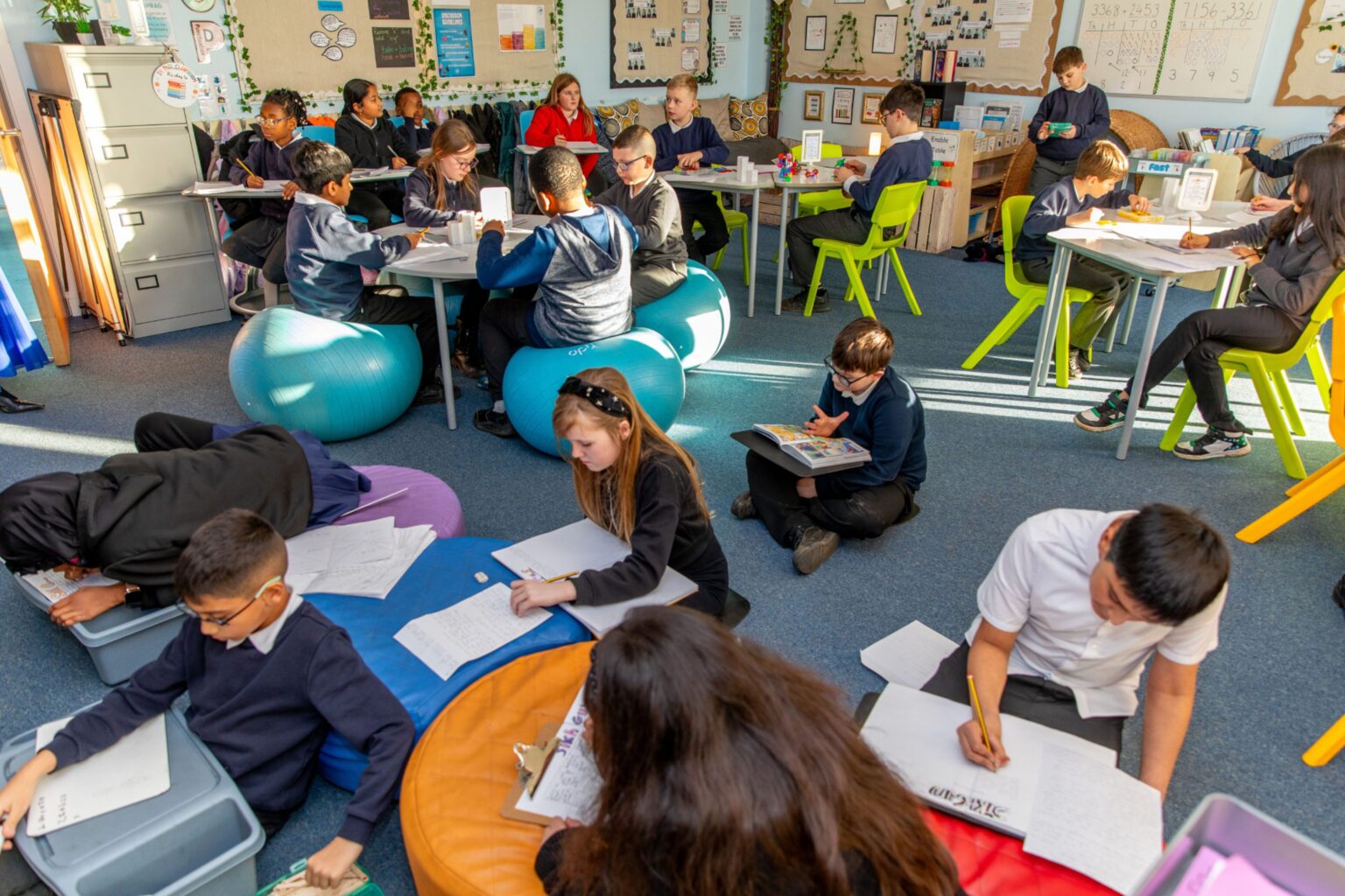 Rosebank Primary flexible seating has yoga balls and beanbags