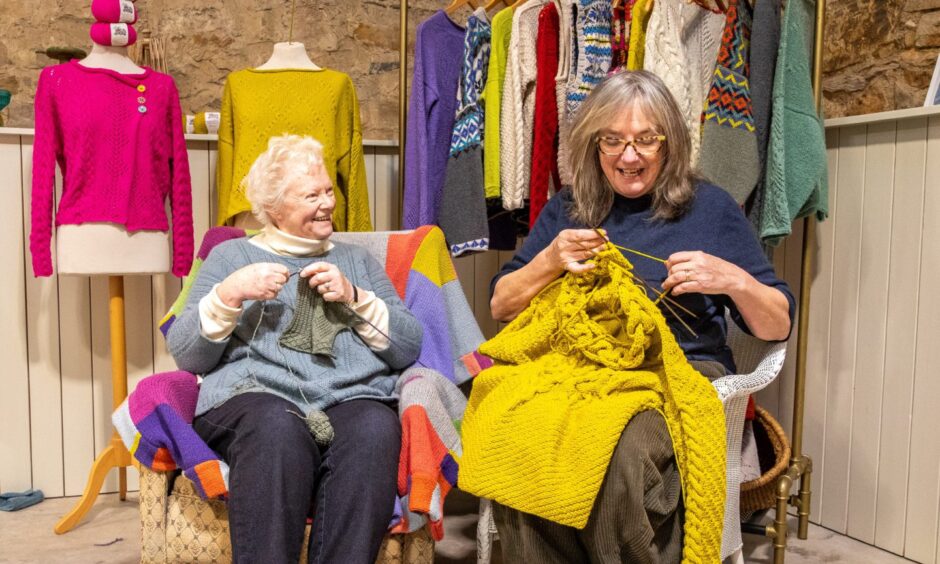 Game of Wool brings knitting fame Di Gilpin and Sheila Greenwell
