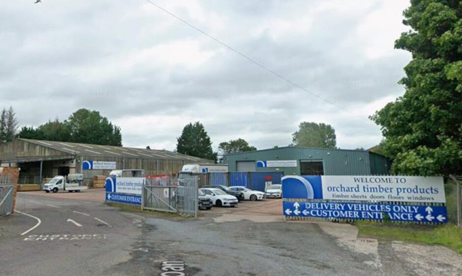 Calvine UFO mystery back in focus 35 years after 'world's best' pic