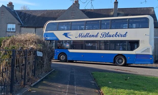 Police probe Stirling bus 'near miss' on Cornton pavement