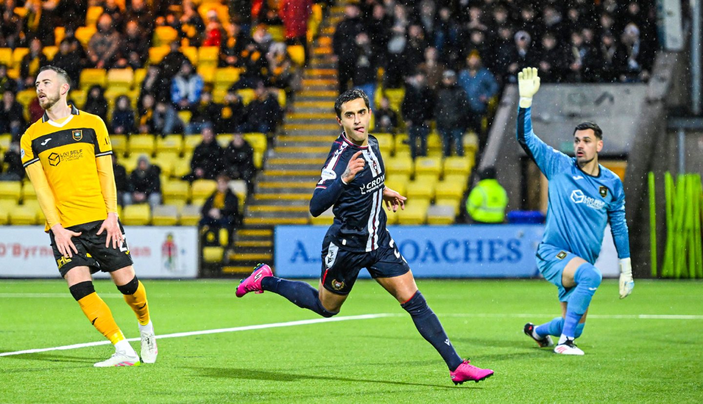Key Dundee attacking trio 'nursing injuries' for Motherwell clash
