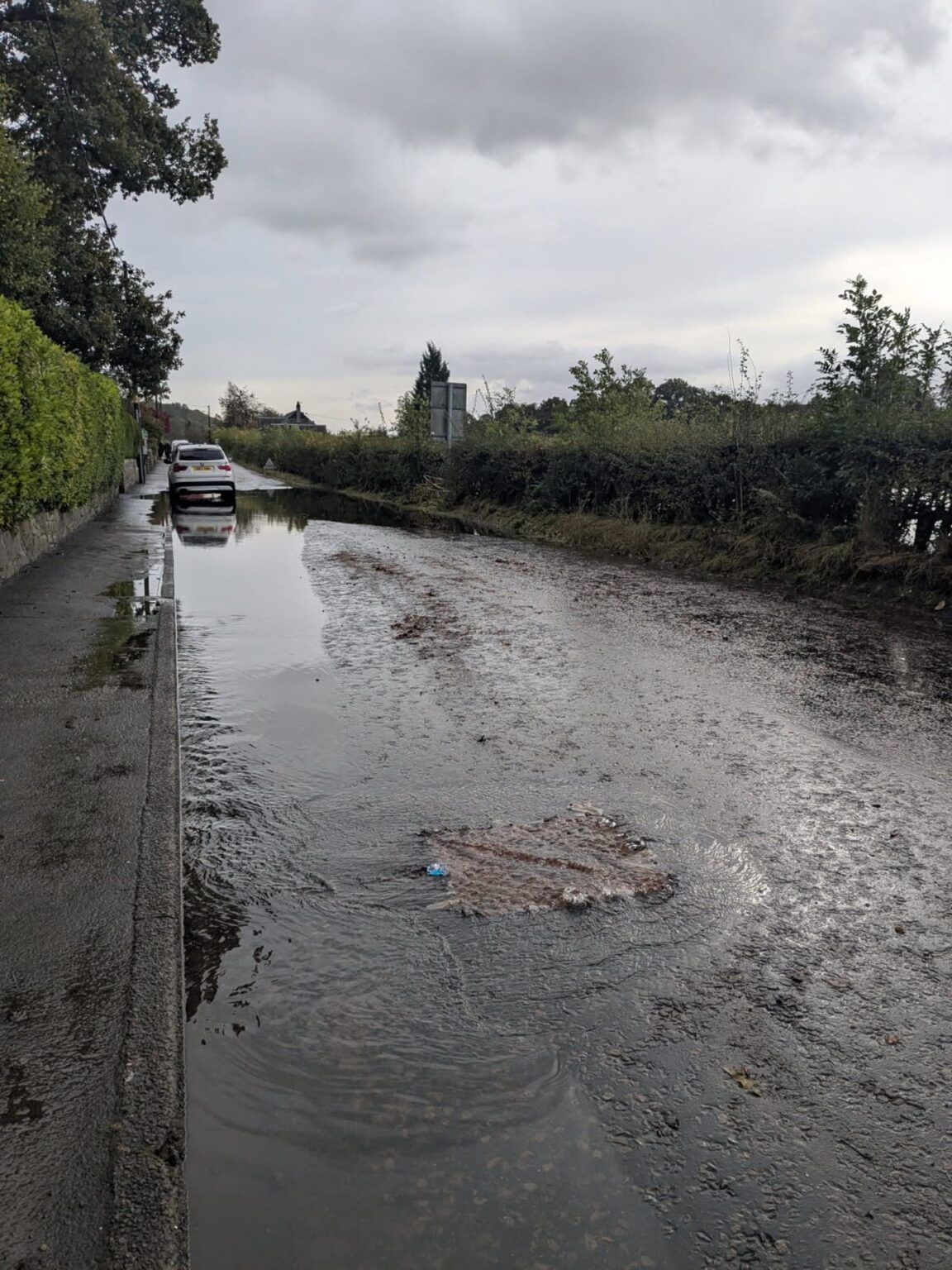 Storm Bram: Rain & sewer overflow leaves Aberfoyle locals cut off