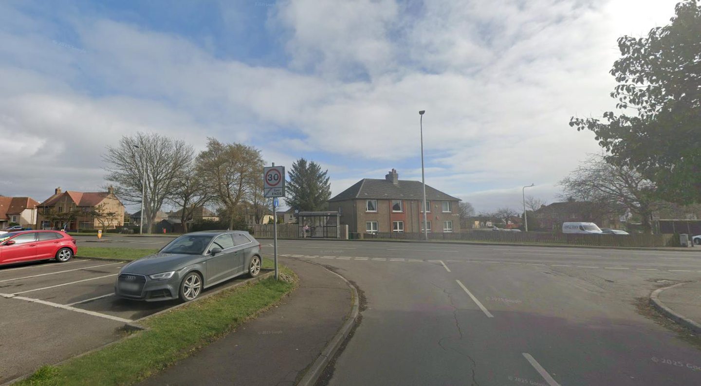 School bus hits Buckhaven pedestrian as pupils offered support