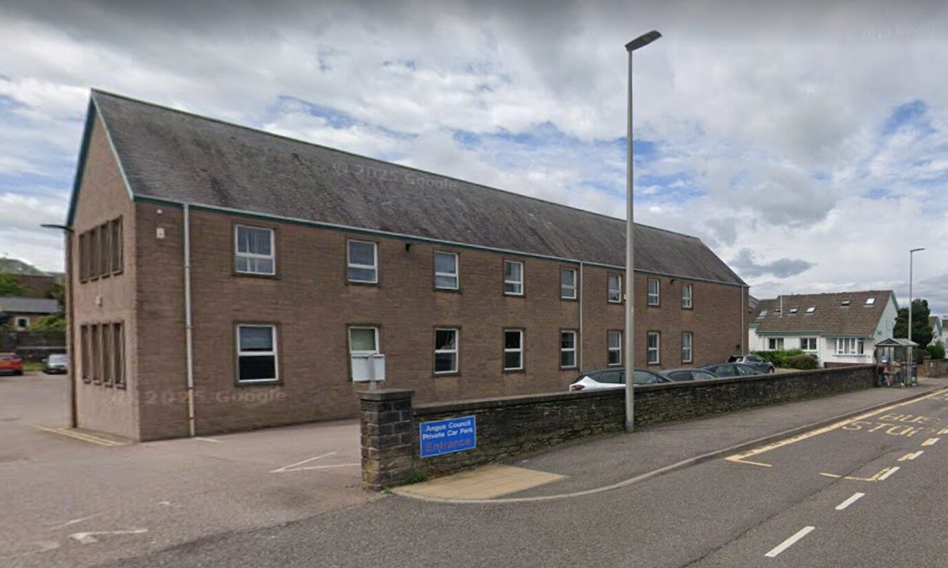 Forfar council offices to be sold after decision to hang on to Angus HQ