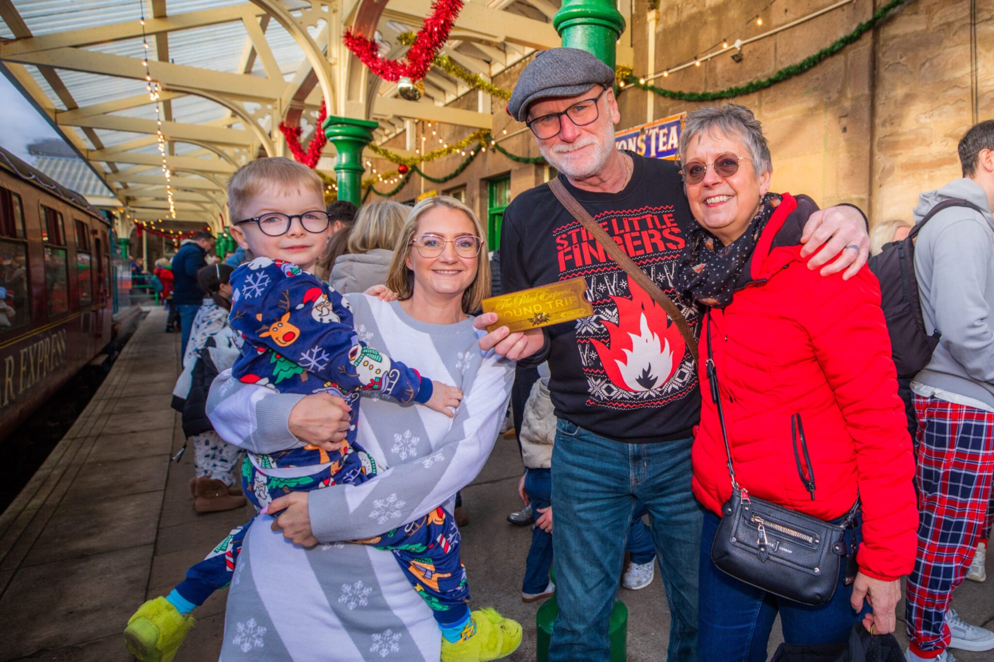 Polar Express train ride delights families in Brechin