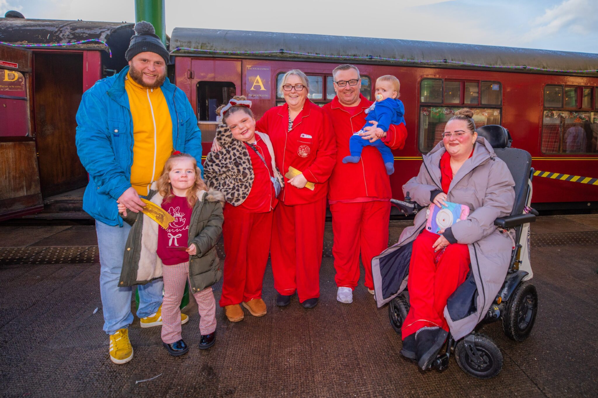 Polar Express train ride delights families in Brechin