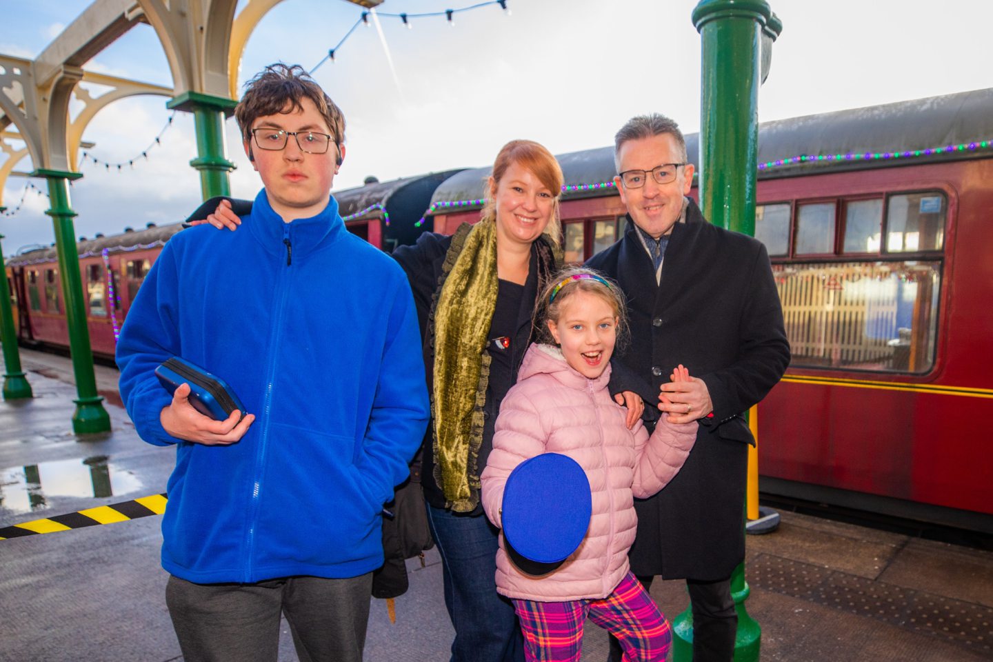 Polar Express train ride delights families in Brechin