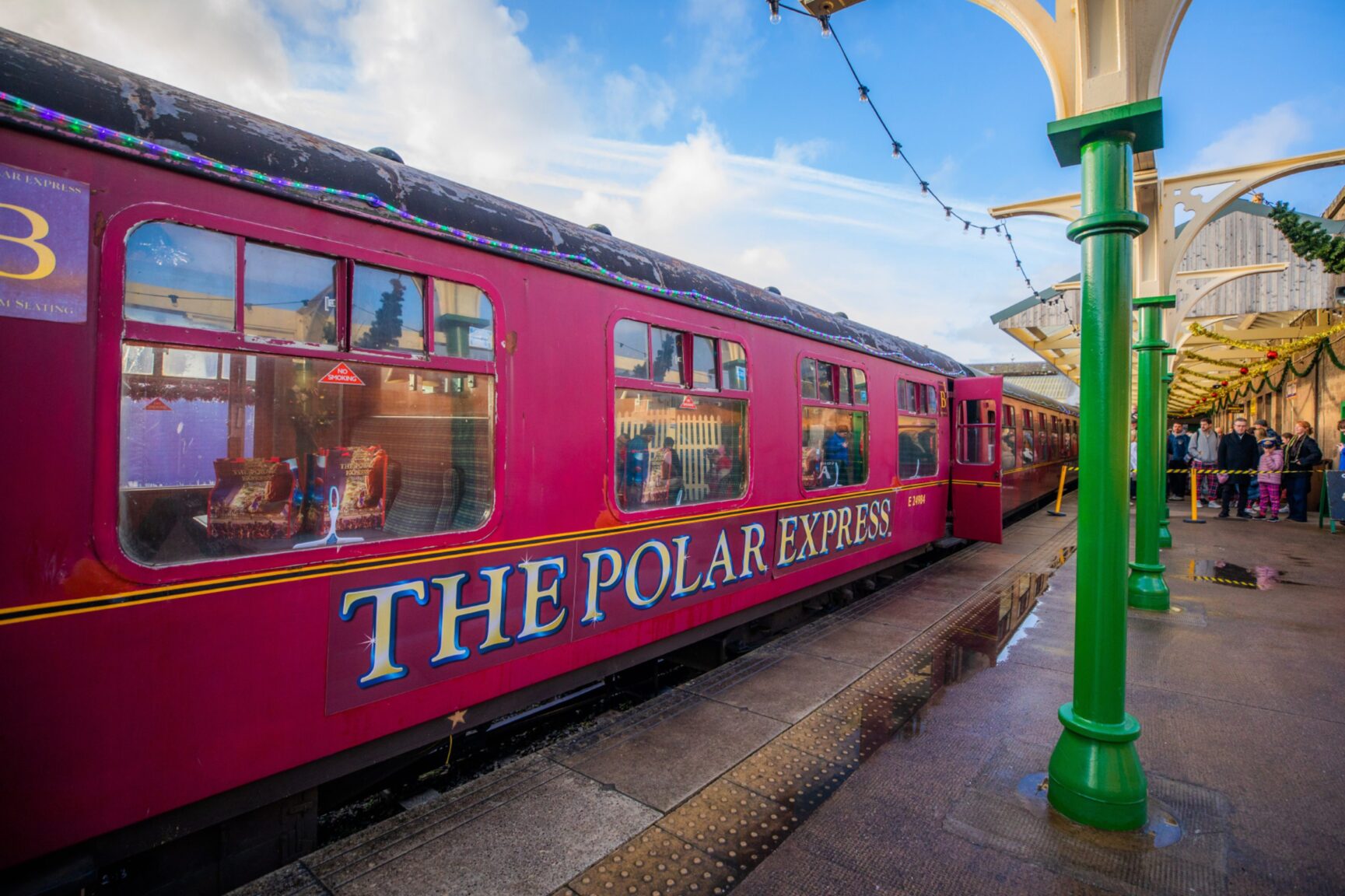 Polar Express train ride delights families in Brechin