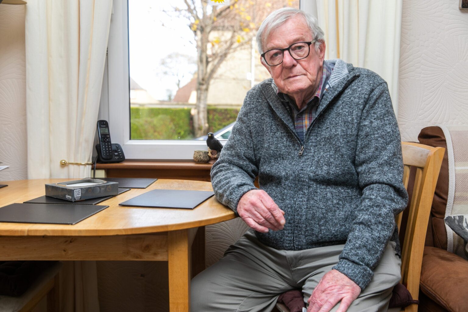 Fife cancer appointment postal delays risk lives, claims patient