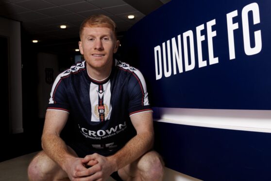 Dundee sign Brad Halliday - what are the Dark Blues getting?