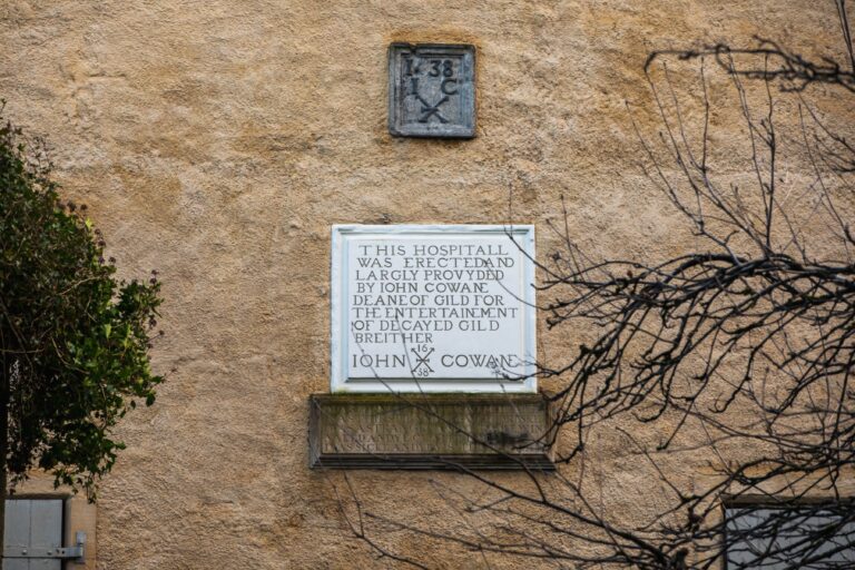 Stirling back walk photos - exploring Scotland's historic city route