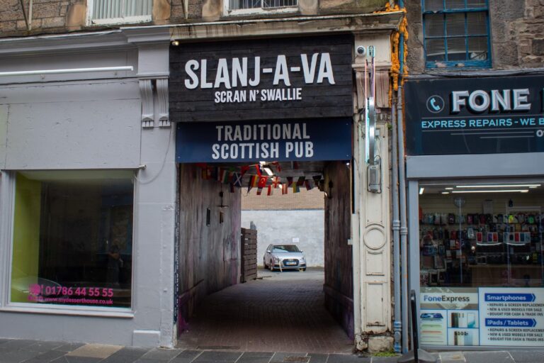 Review: How was the scran at Slanj-A-Va in Stirling?