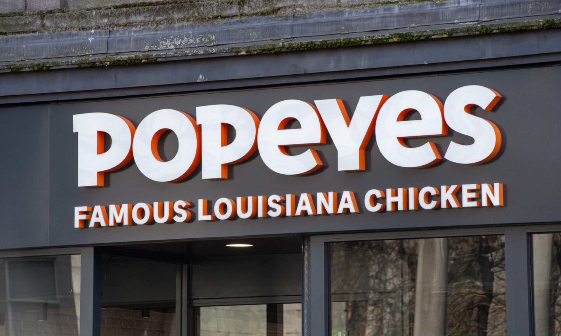 Popeyes advertising jobs as new Dundee restaurant to open