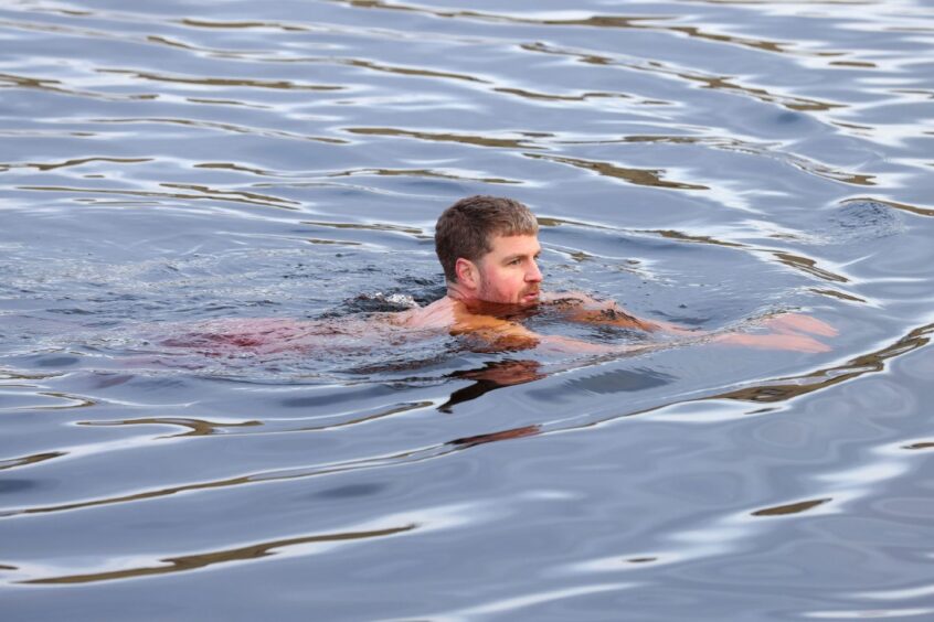 New Year's Day dook brings community spirit to Bridge of Allan