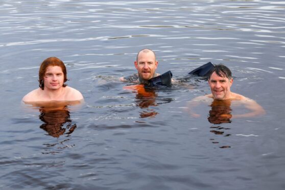 New Year's Day dook brings community spirit to Bridge of Allan
