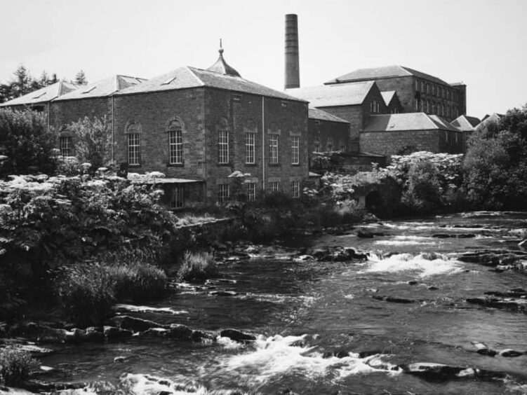 Dunblane riverside apartment in old mill with pool for just £120k