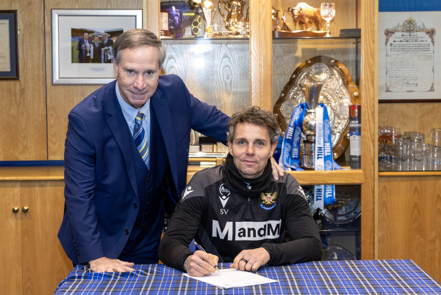 Simo Valakari signs new long-term St Johnstone contract
