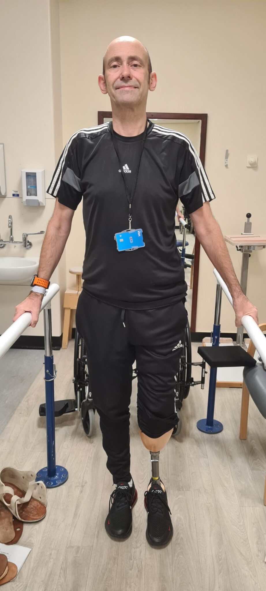 Perth bus driver returns to work months after leg amputation