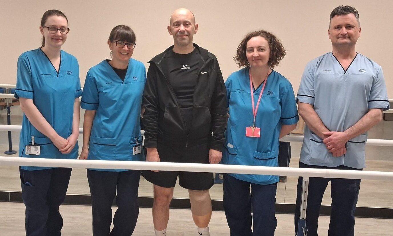 Perth bus driver returns to work months after leg amputation