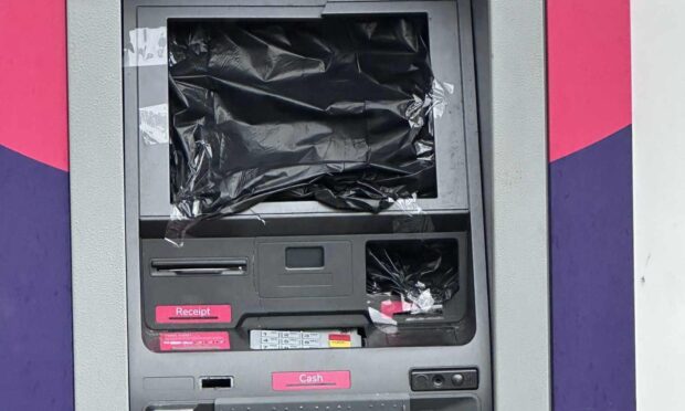 Man smashes Dundee Post Office cash machine to 'smithereens'
