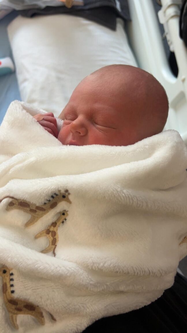 Dundee mums' IVF baby is greatest goal after meeting on pitch