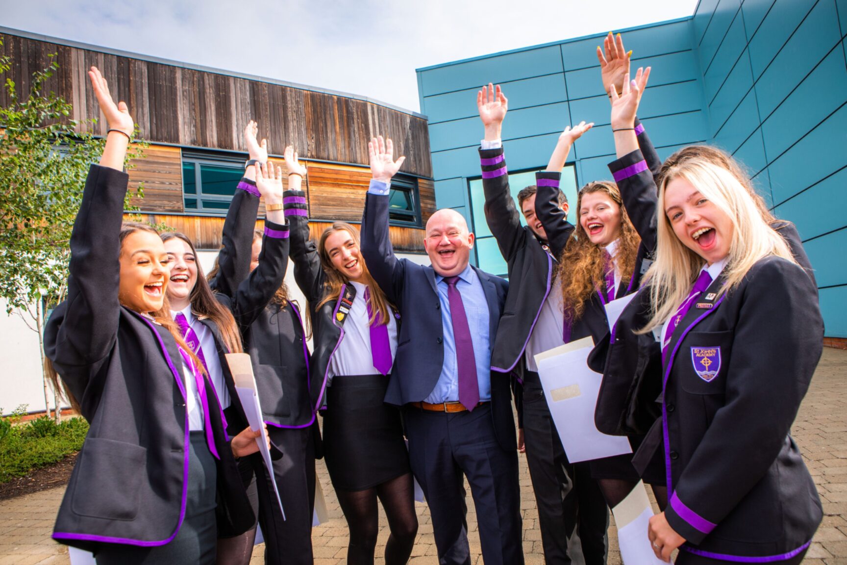 Sean Hagney: Retiral of St John's head teacher Dundee and Perth