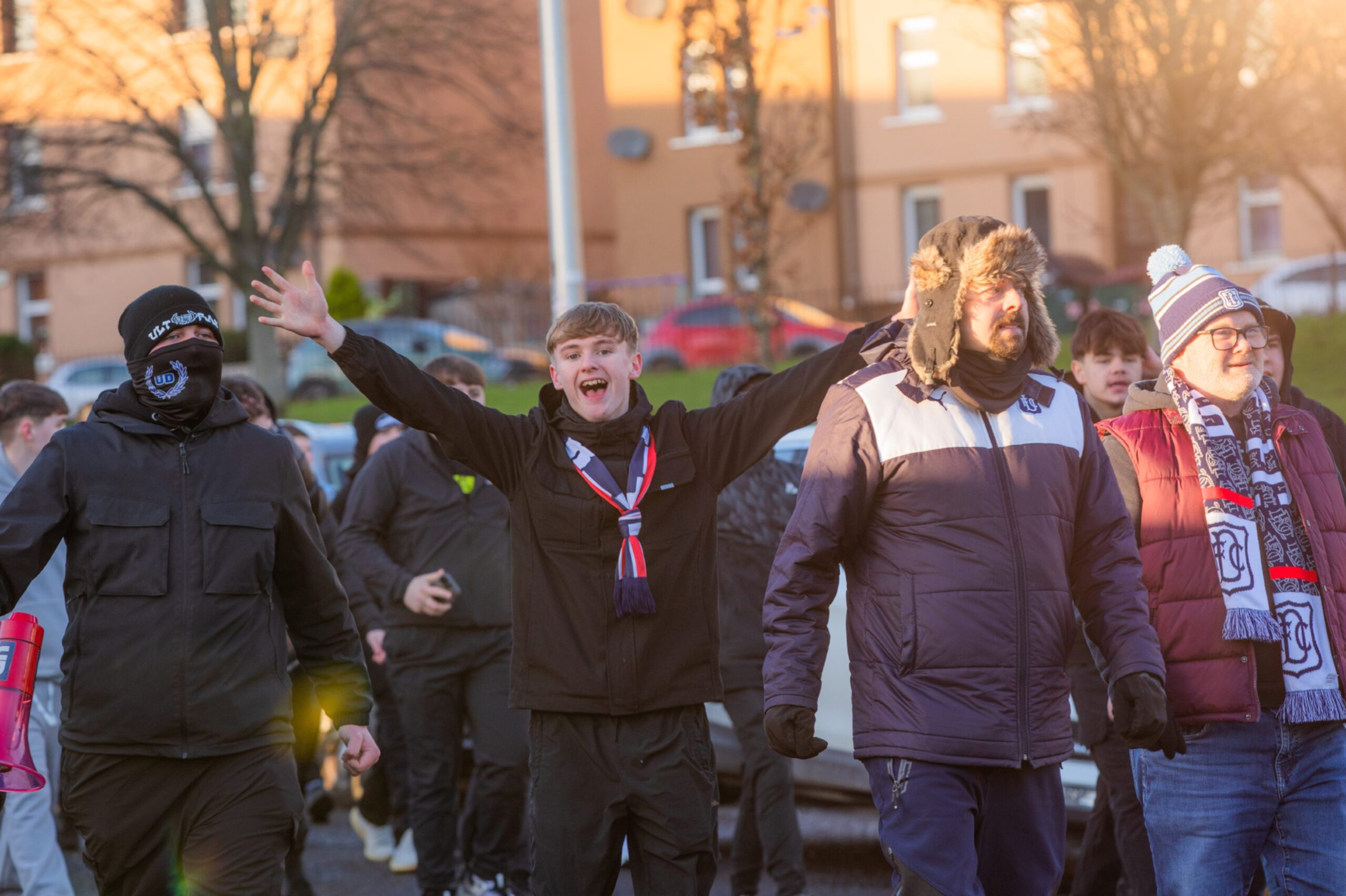 Best fan photos from first Dundee derby of 2026