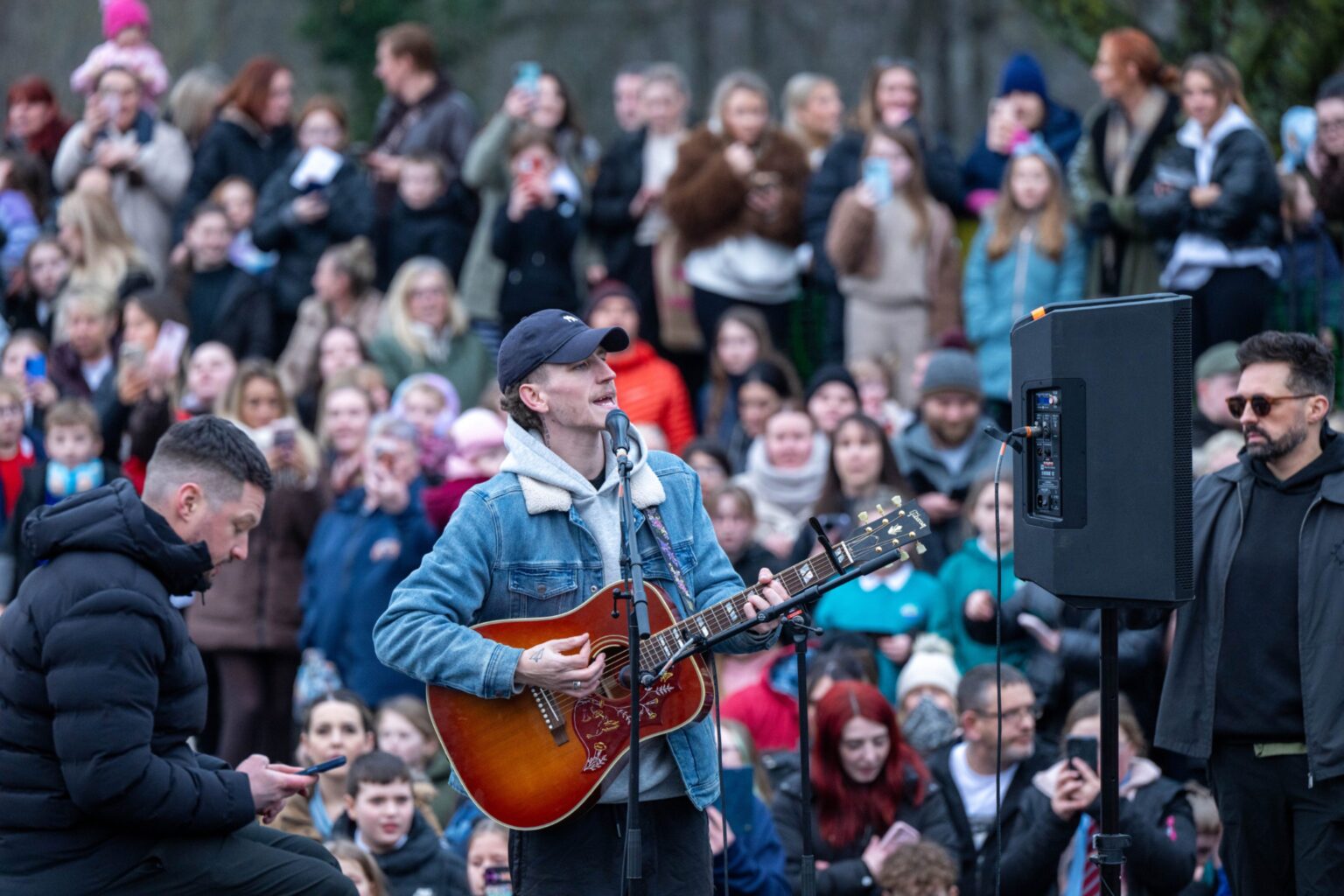 Nathan Evans hails 'welcoming' Perth as hundreds flock to gig
