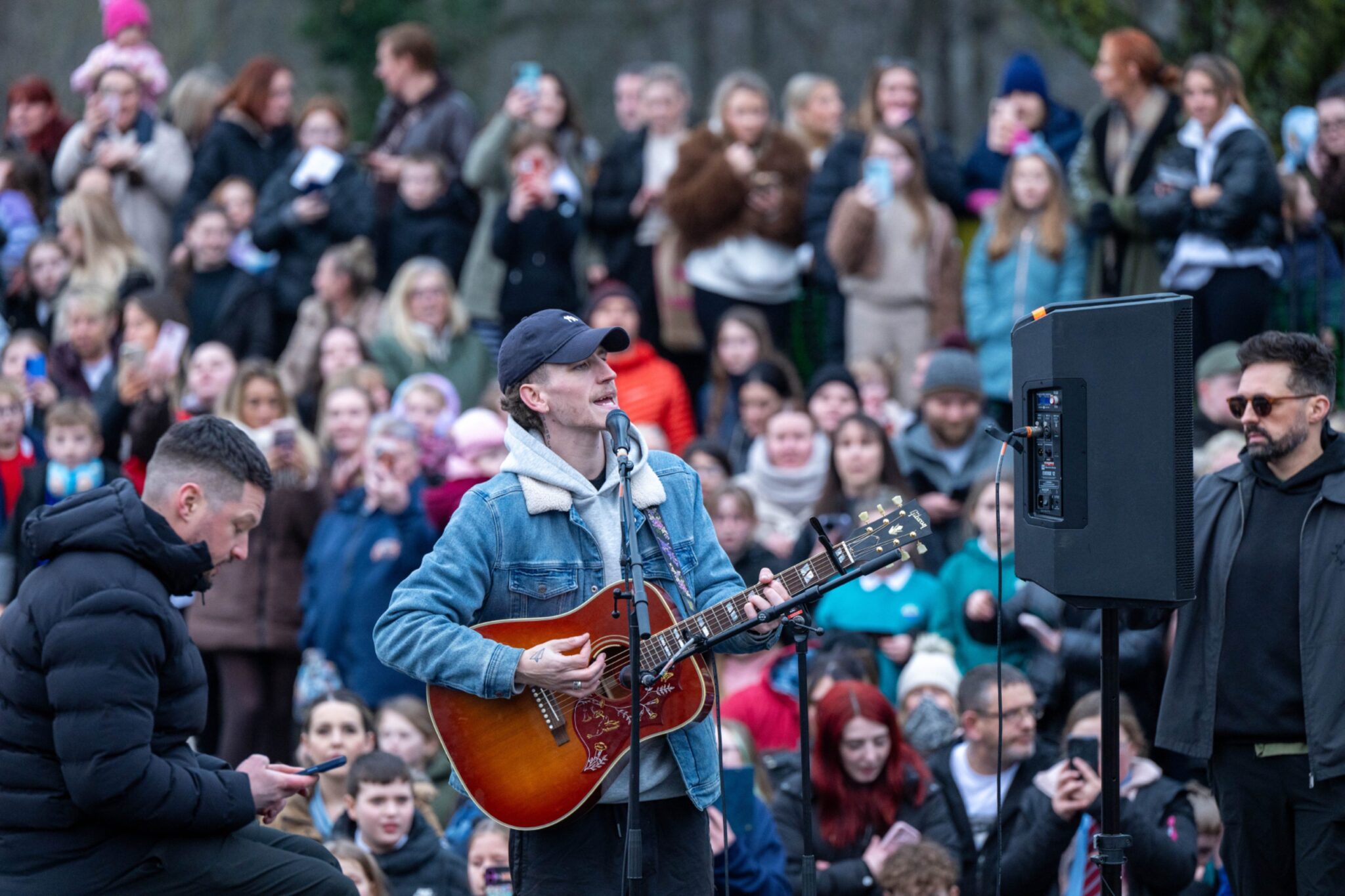 Nathan Evans hails 'welcoming' Perth as hundreds flock to gig