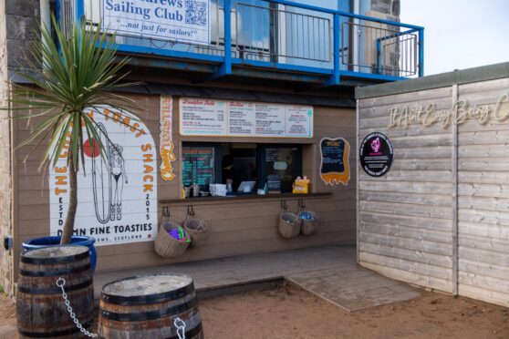 Cheesy Toast Shack to donate 'seagull insurance' to Dundee baby