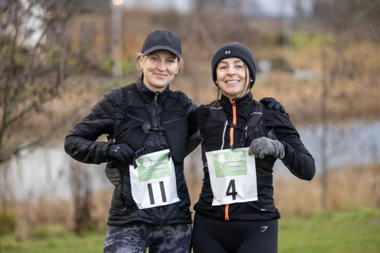 Runners embrace Bertha Park winter 10k trail in Perth