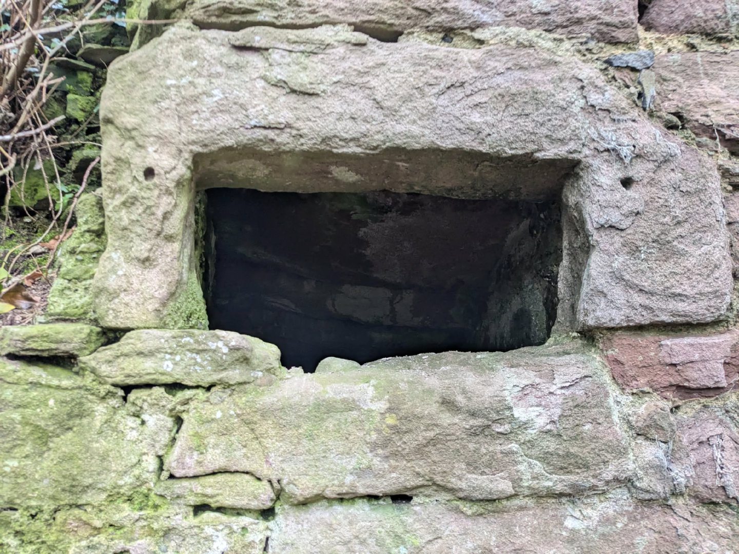 I hunt for the ruins of 15th century Finavon Castle near Forfar