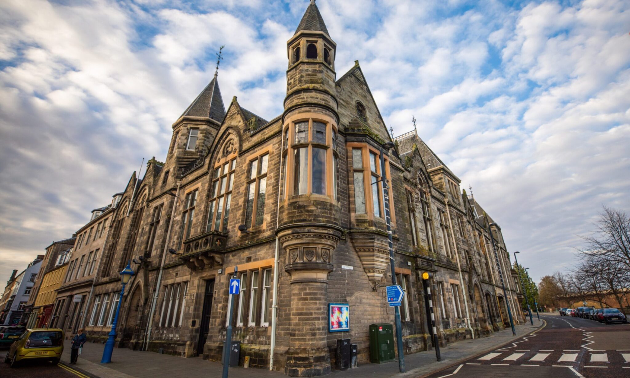 Perth High Street: Controversial £1.9m 'hotel' deal will go ahead