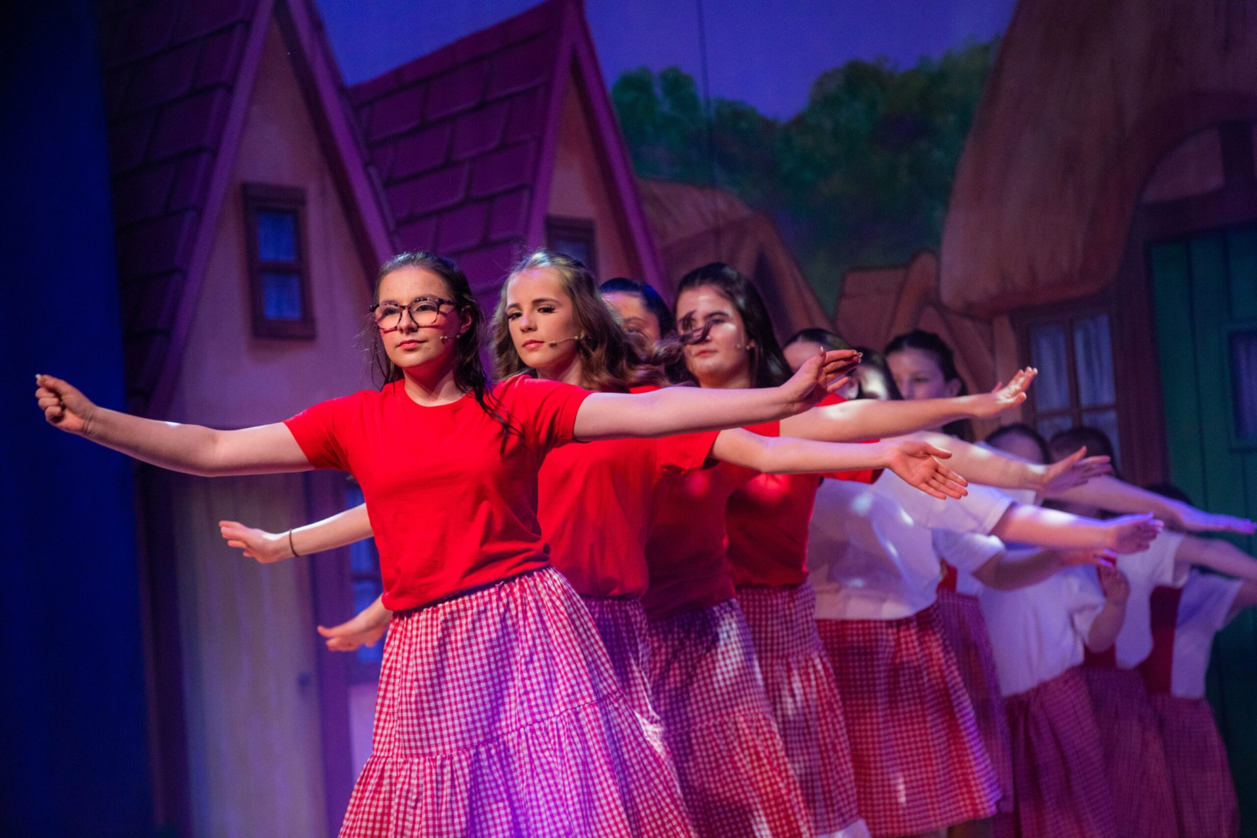 Cinderella pantomime brings magic to Dundee community stage