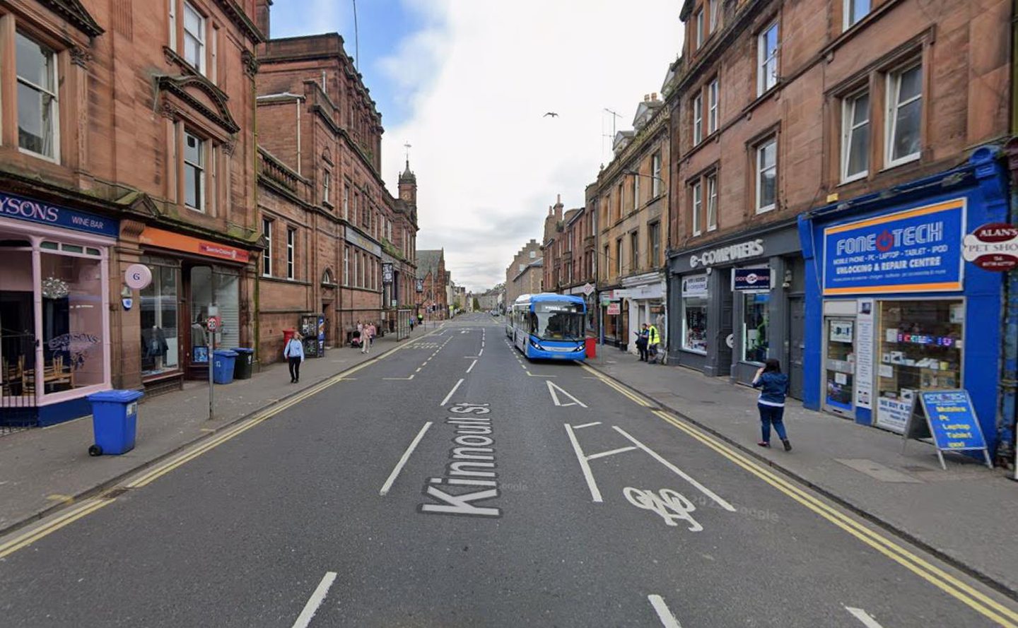 Busy Perth street shut due to 'emergency' gas works